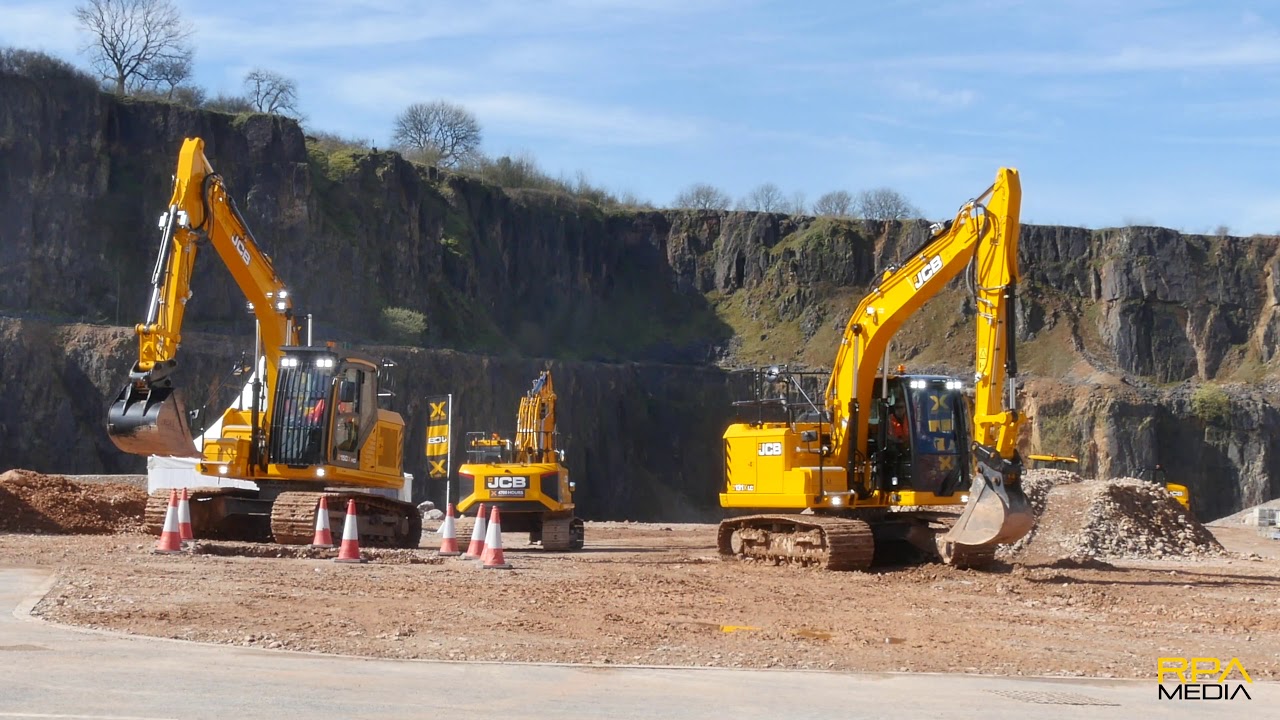 NEW JCB 131X, 140X and 150X excavators at the JCB quarry. - YouTube