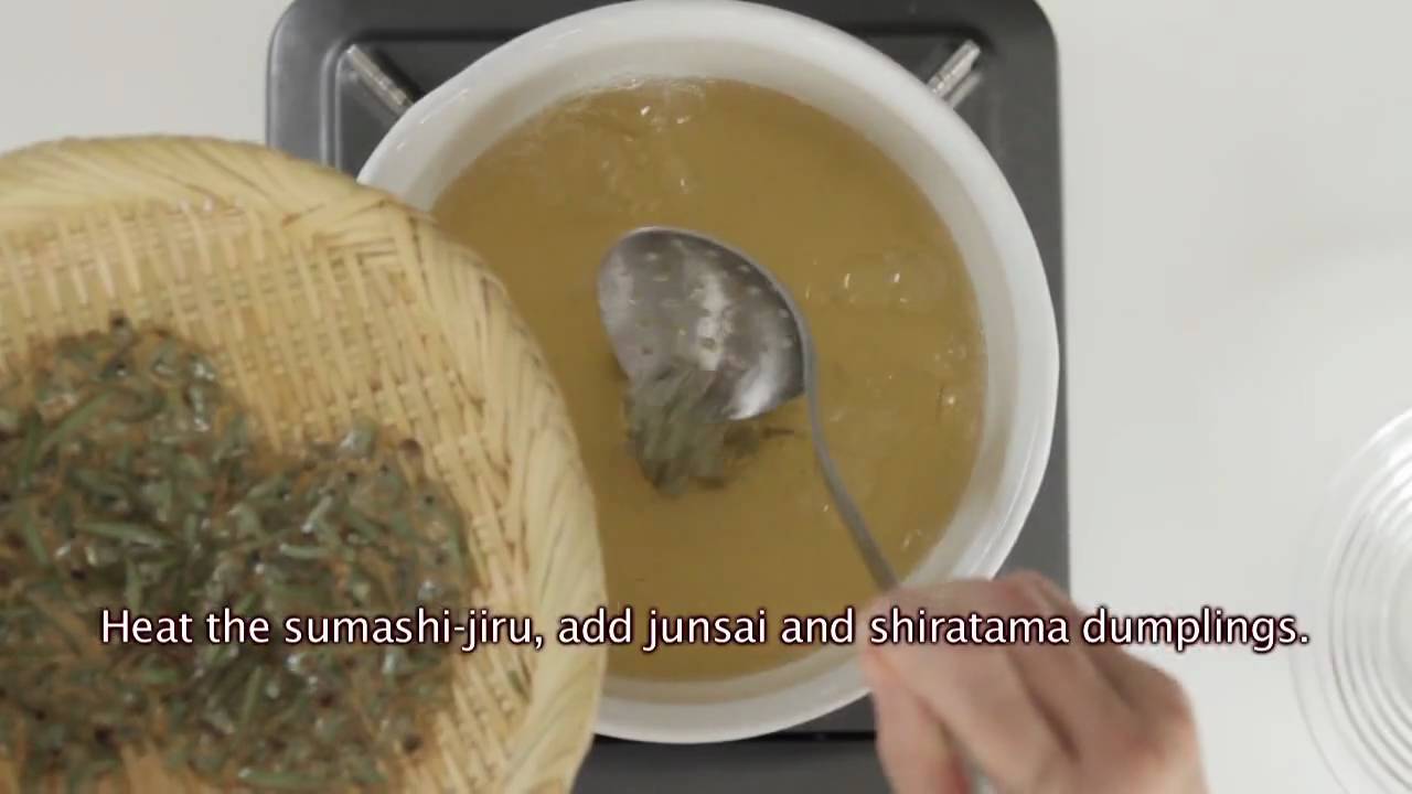 Japanese food すまし汁 Sumashi-jiru - YouTube