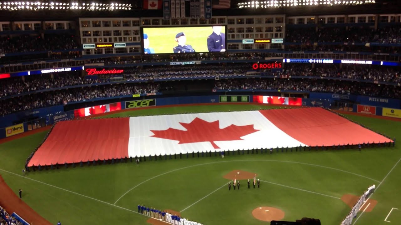 Canadian National Anthem at Toronto Blue Jays' First Playoff Game in 22 ...