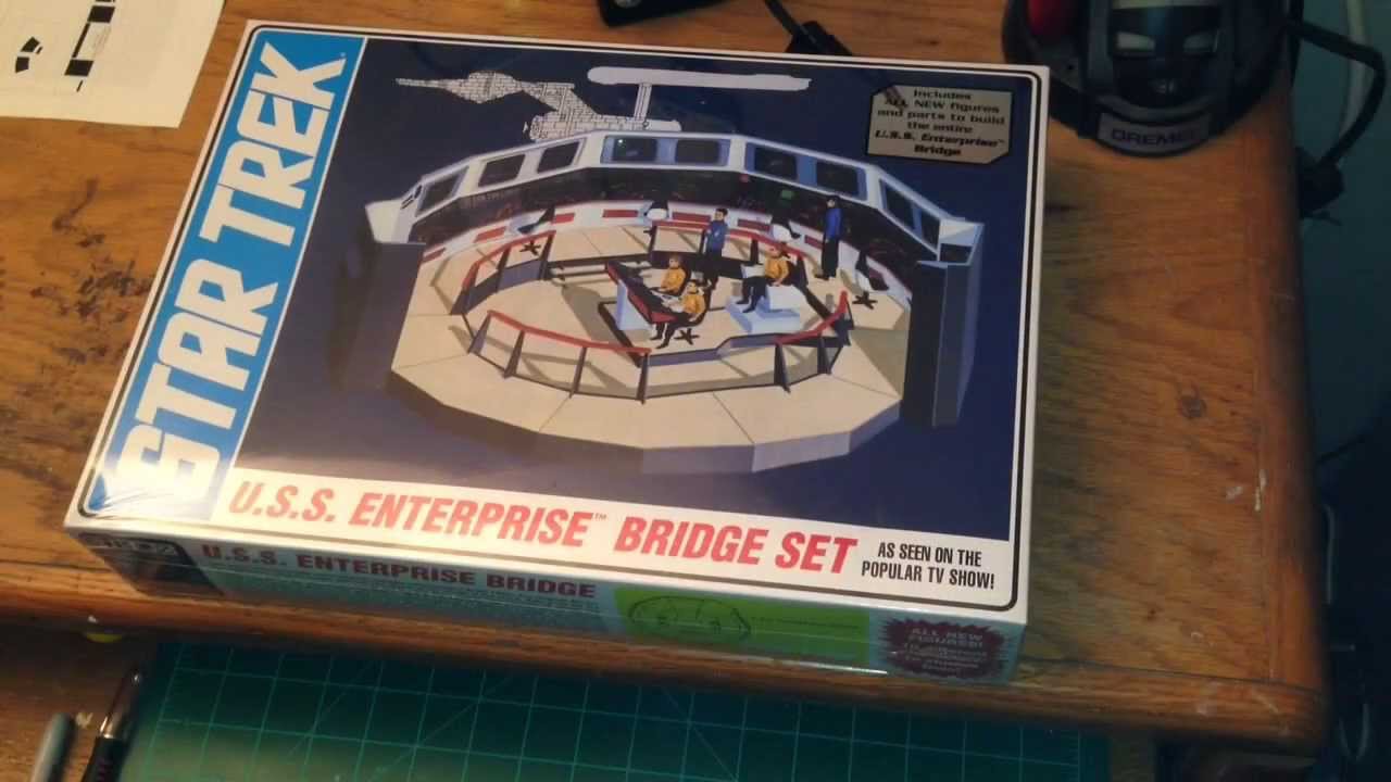 Star Trek Command Bridge Model Mini Review and Build Pt. 1 - YouTube