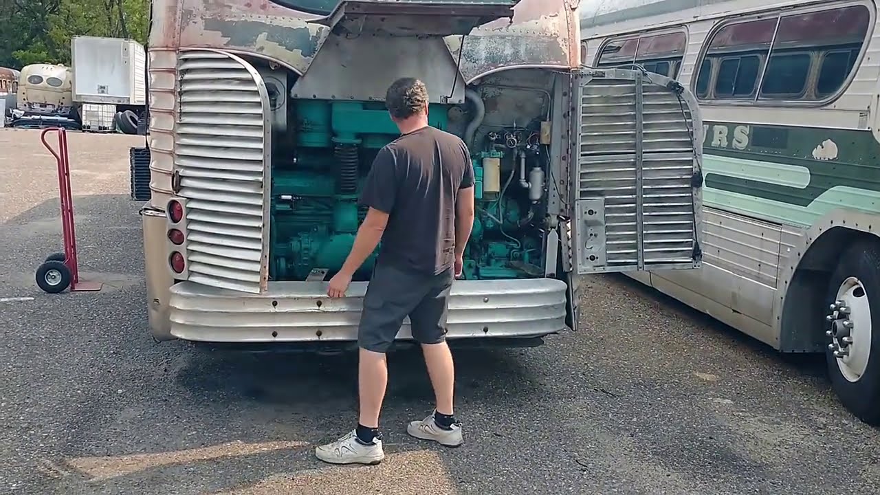 Minnesota Bus Rescue Day 2 & 3 - YouTube