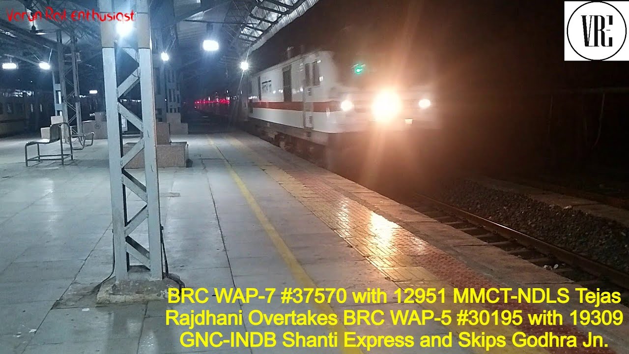 BRC WAP-7 12951 Tejas Rajdhani Express Overtakes BRC WAP-5 19309 Shanti ...