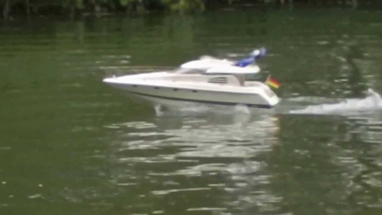 ROBBE NAJADE HOCHSEE YACHT - YouTube