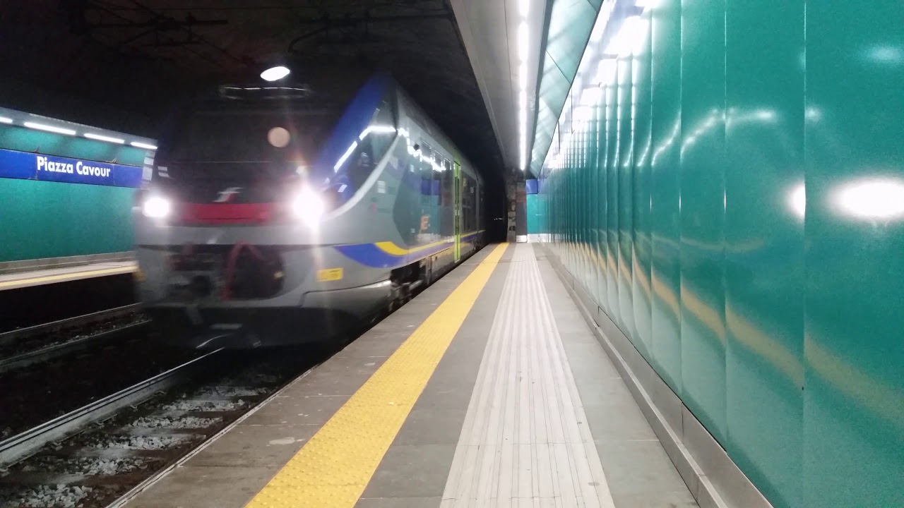 Linea 2 Metro Napoli: Cavour - Treno Diretto a Napoli Campi Flegrei 14 ...