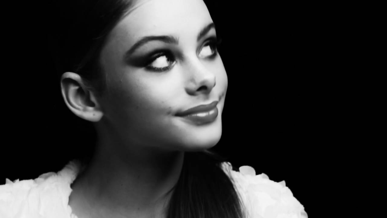 Meika W - Melbourne Photographer - ANNISS & BARTON - YouTube