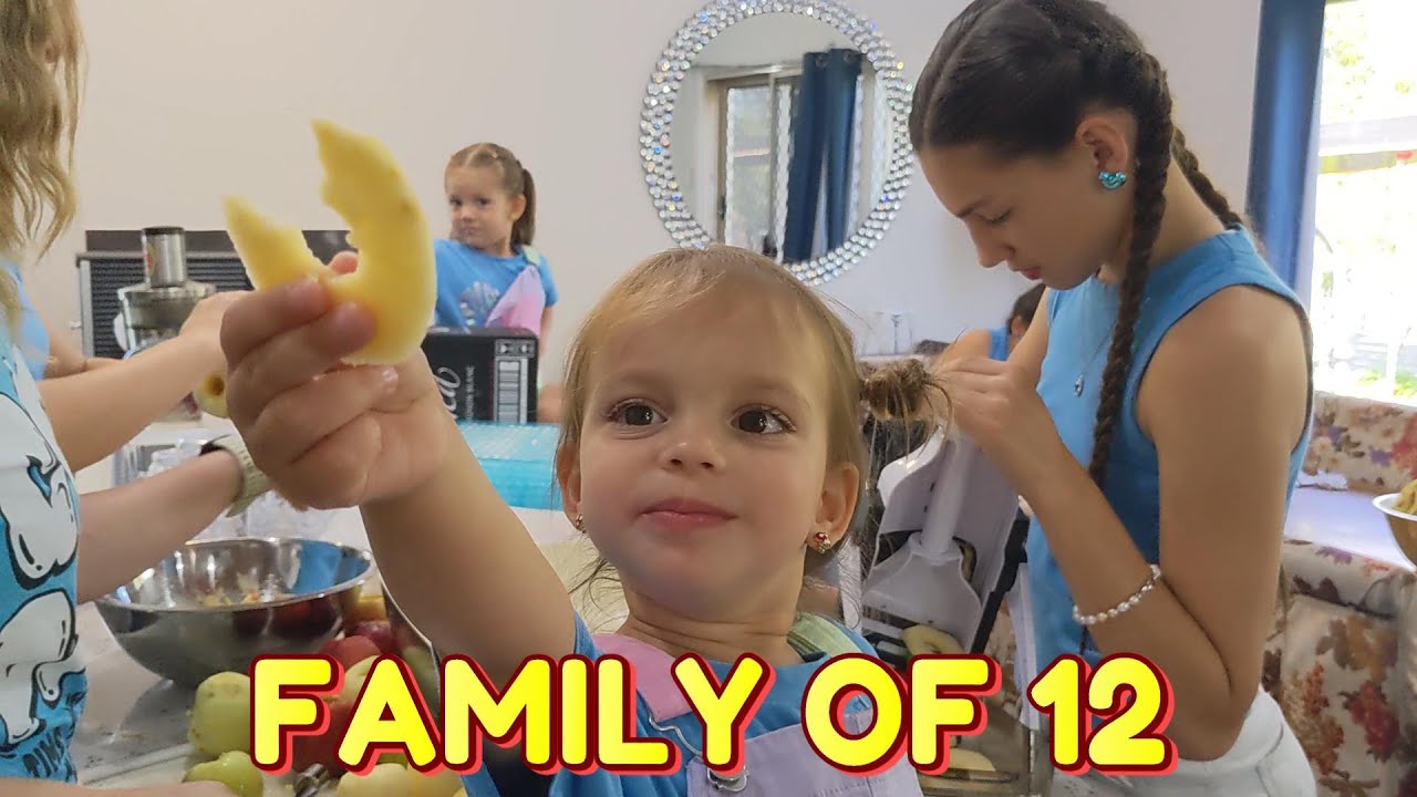 APPLE CRUMBLE COOK OFF. MOM AND DAD OF 10 - YouTube