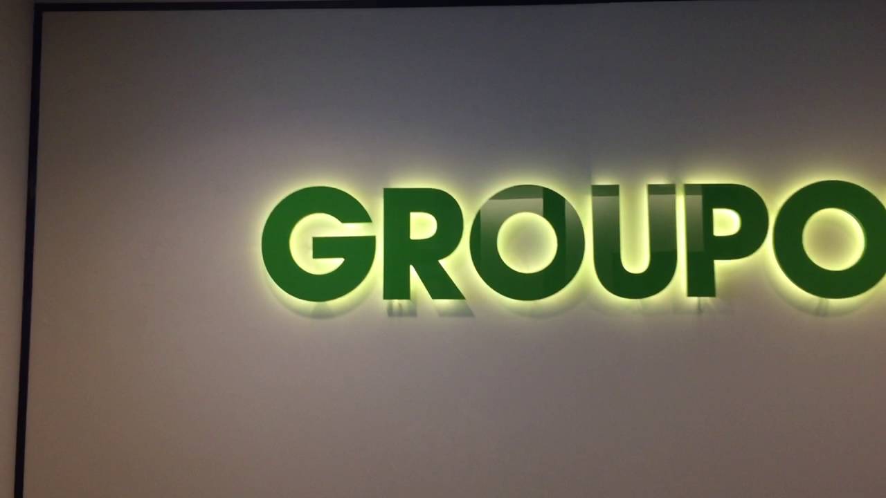 Entrance new office Groupon NL - YouTube
