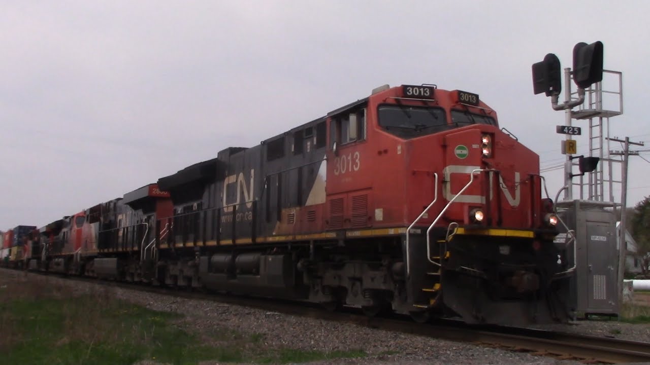 Very Long Stack Train CN 120 w/GP9 & DPU Passing Thomson Station at ...