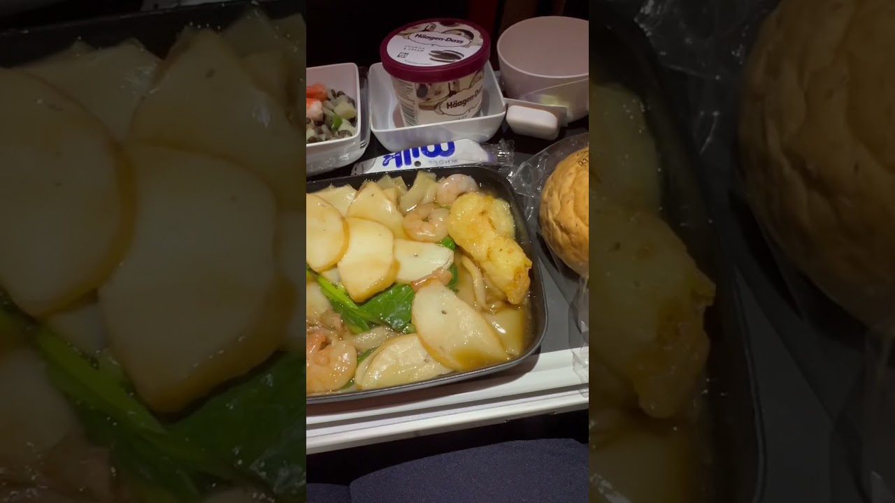 Fantastic Seafood Hor Fun in the sky with Good Wok Hey! Singapore ...