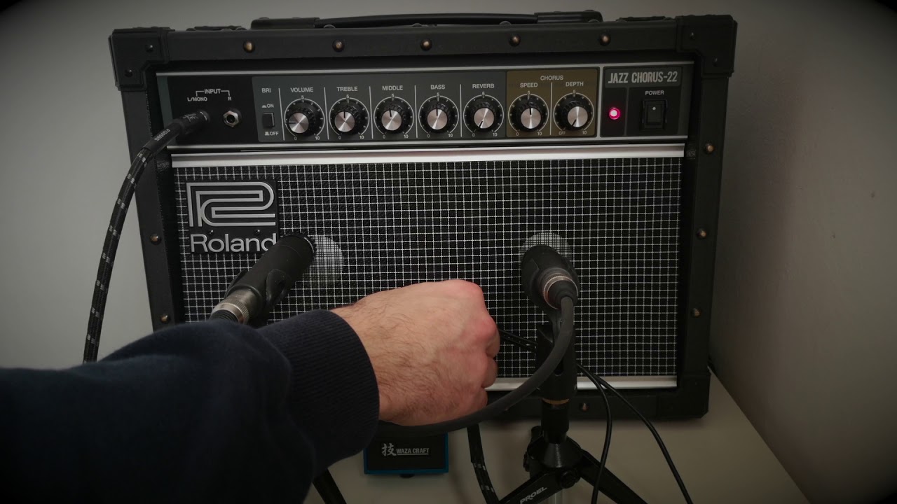 How Roland Jazz Chorus 22 handles Overdrive: Boss BD2-W - YouTube