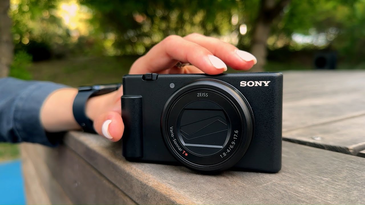 Sony ZV-1 II: Street Photography Tutorial - YouTube