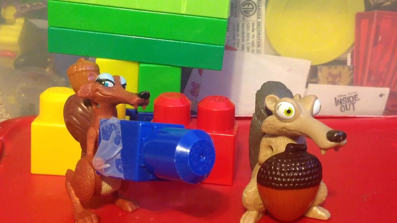 Ice Age's Scrat: A Very Scrat Christmas - YouTube