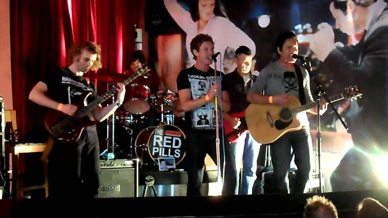 The Bloogs The Psychic Circus - Who at Hoylake 28/7/12 - YouTube