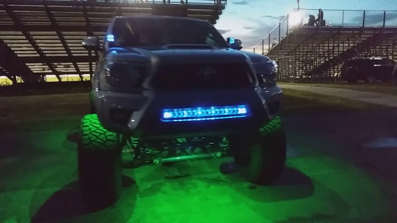 Infinite Offroad rock lights & Rigid Industries Radiance lights - YouTube