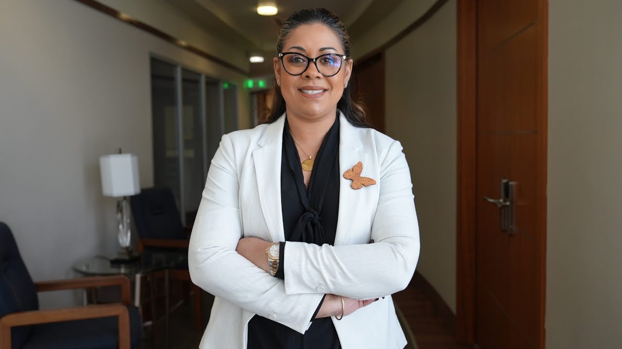 Directora di Departamento di Impuesto ta splica riba Plan di Impuesto ...