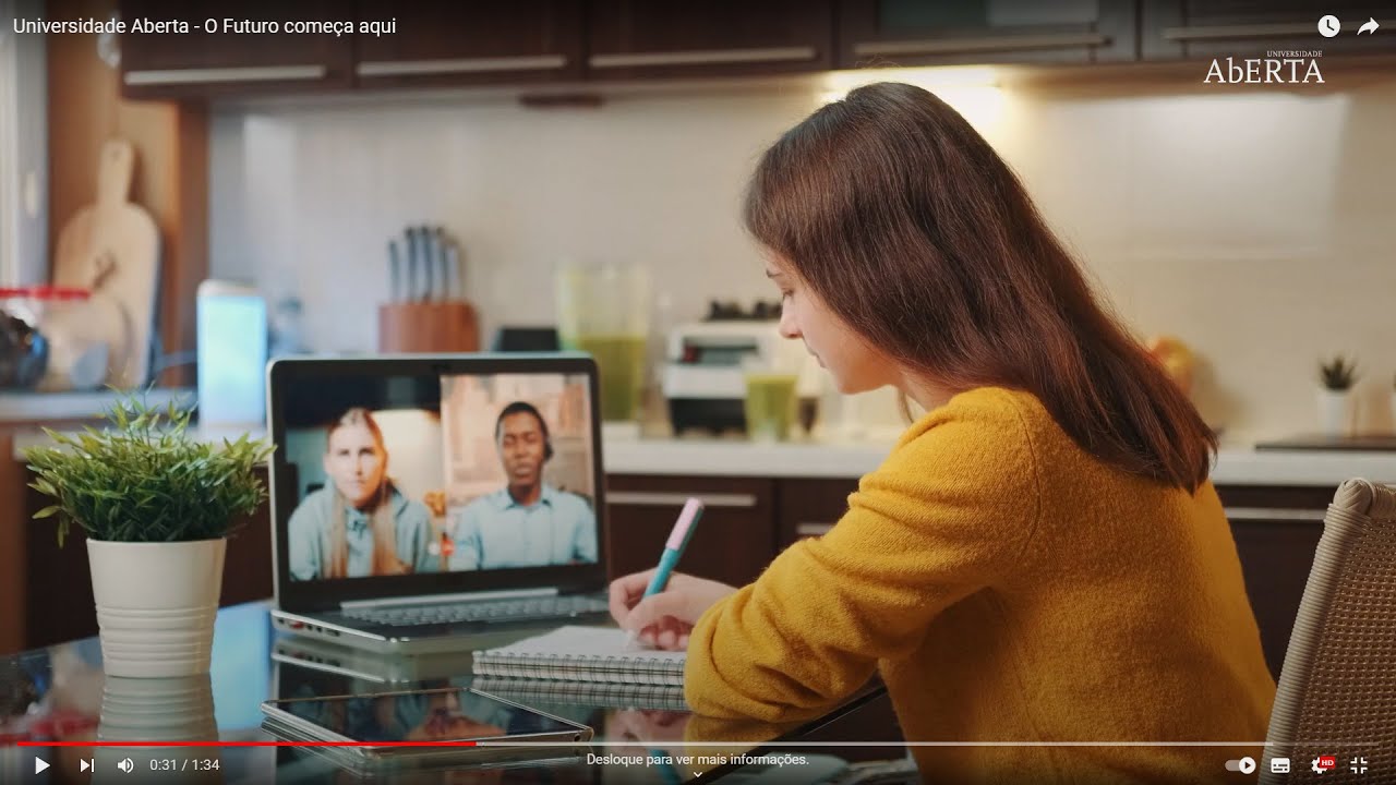 Universidade Aberta | Pioneira no Ensino a Distância em Portugal - YouTube