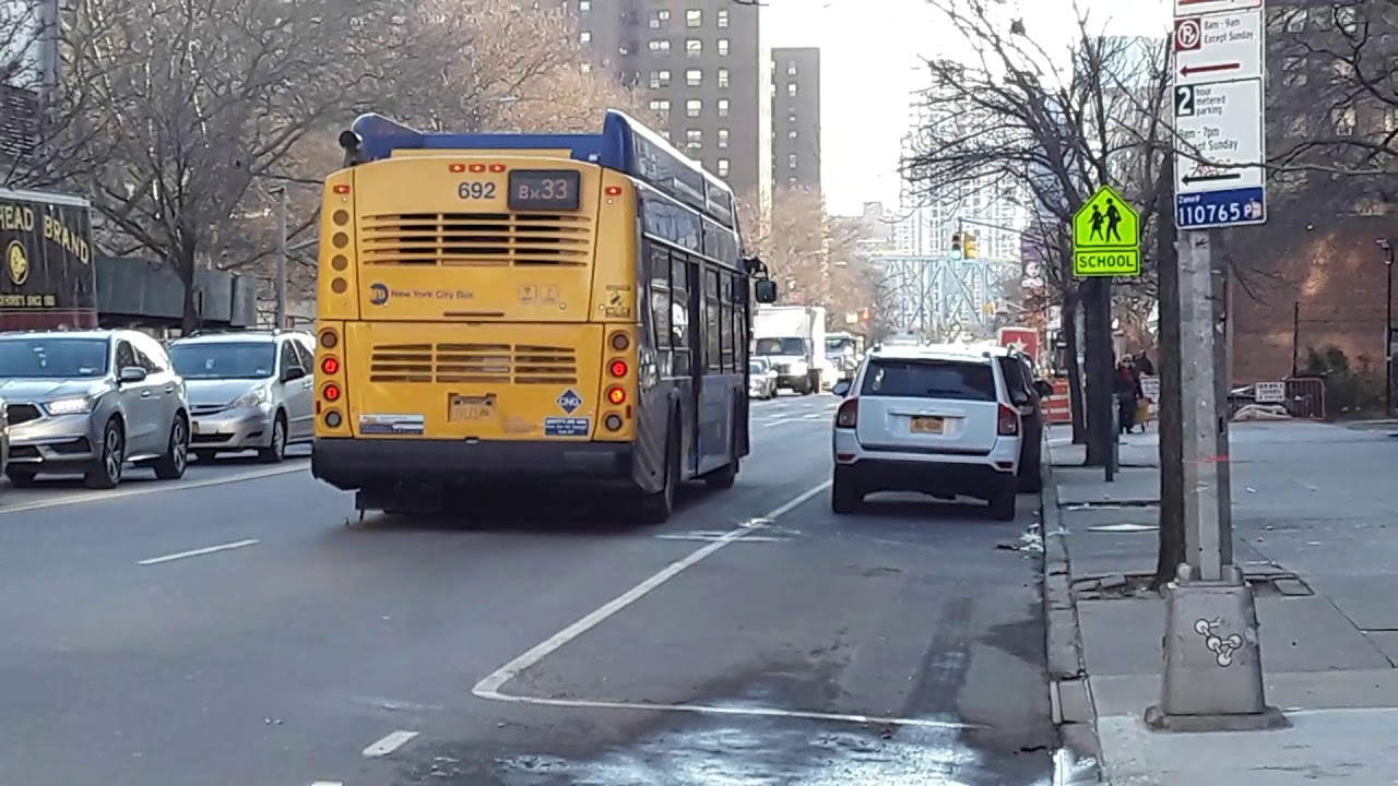 MTA MaBSTOA Bus: New Flyer XN40 "Xcelsior" CNG #692 on the BX33 - YouTube