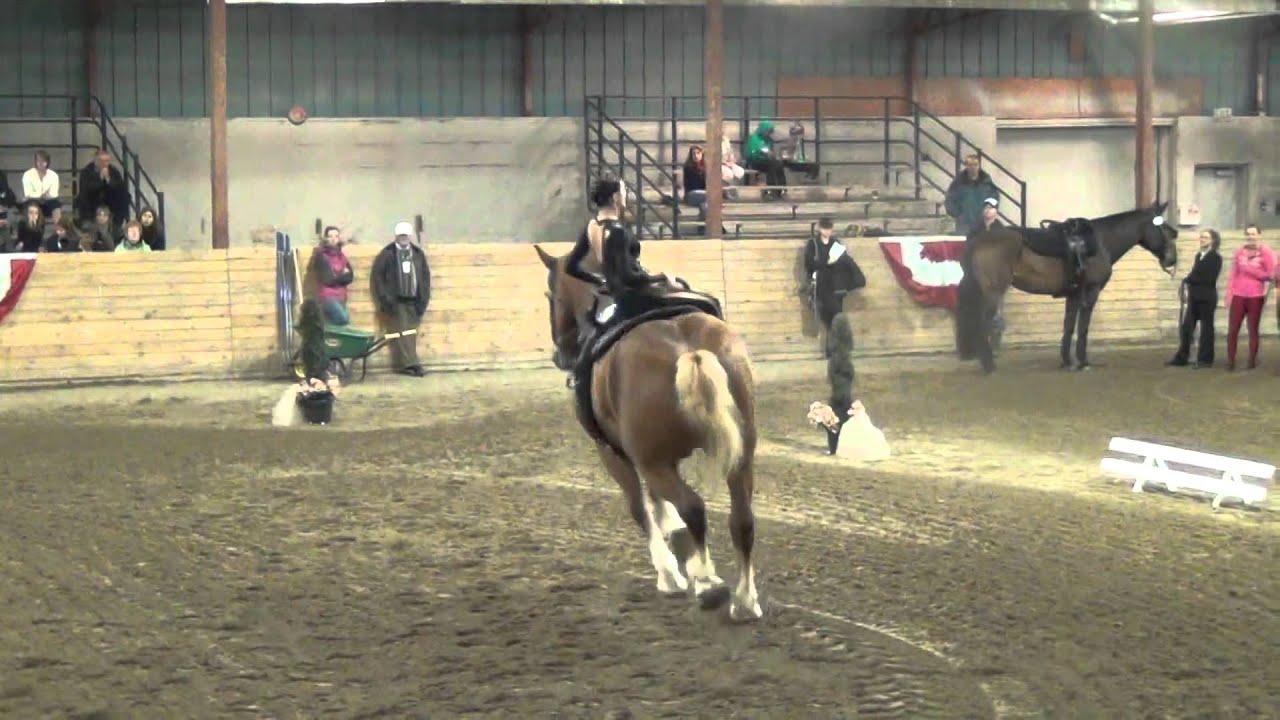 Mt Arrowsmith Jessica Bentzen Compulsories Round 1 VaultCanada ...