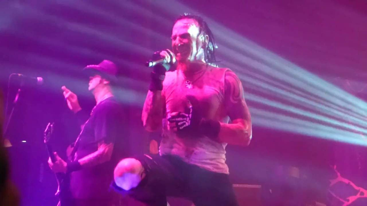 Hellyeah - Moth (With "Raining Blood" snippet by Slayer) LIVE Corpus Christi Tx 6/27/16 - YouTube