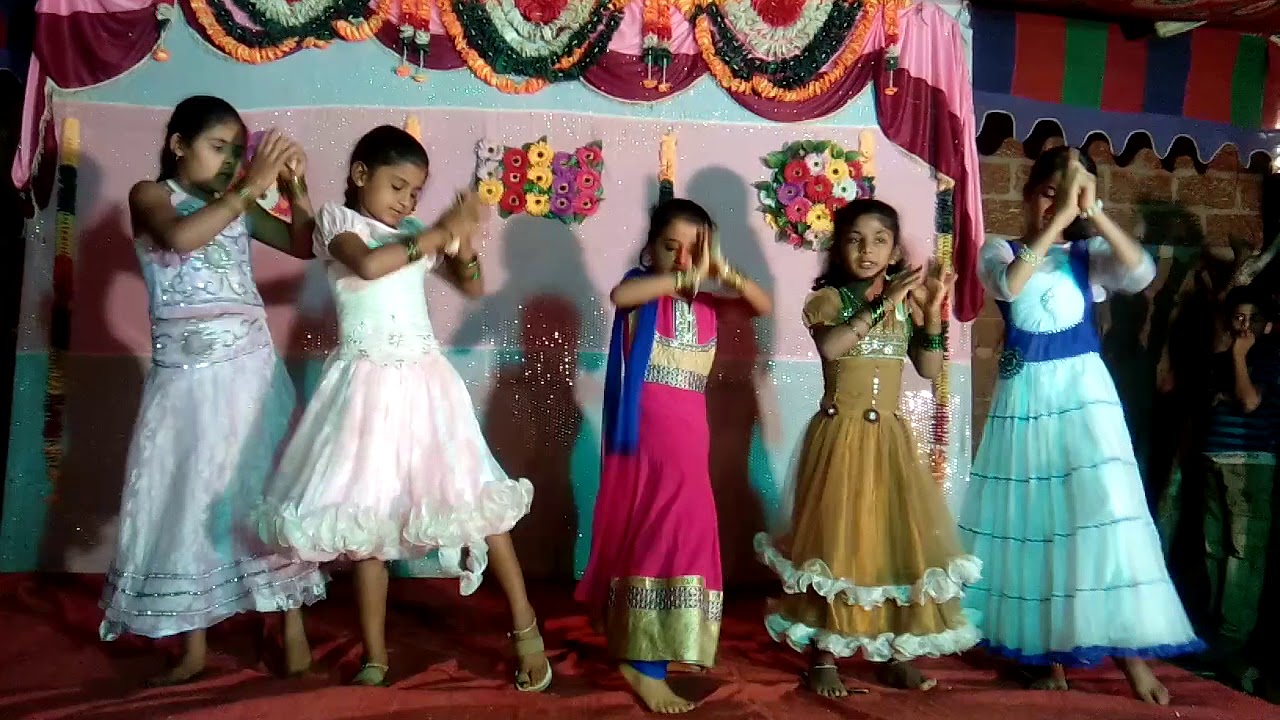 Banjara dance in Raipally tanda - YouTube