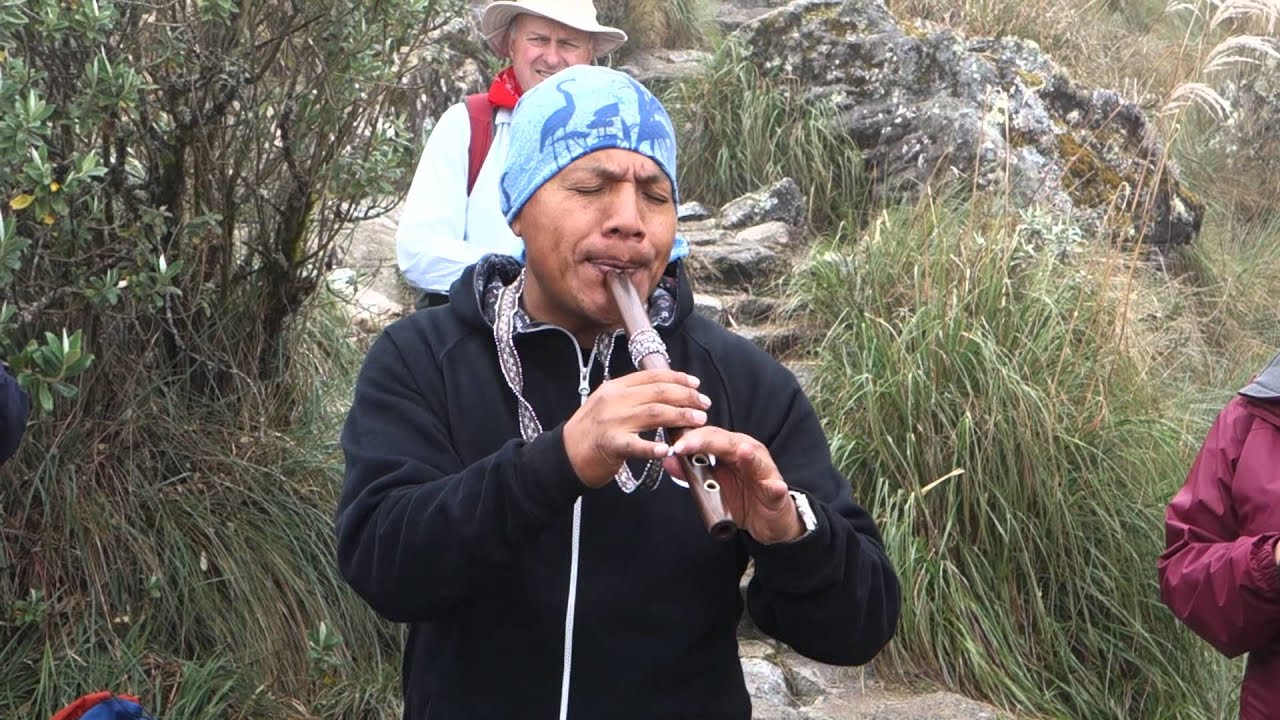 Quechua Flute Music - YouTube
