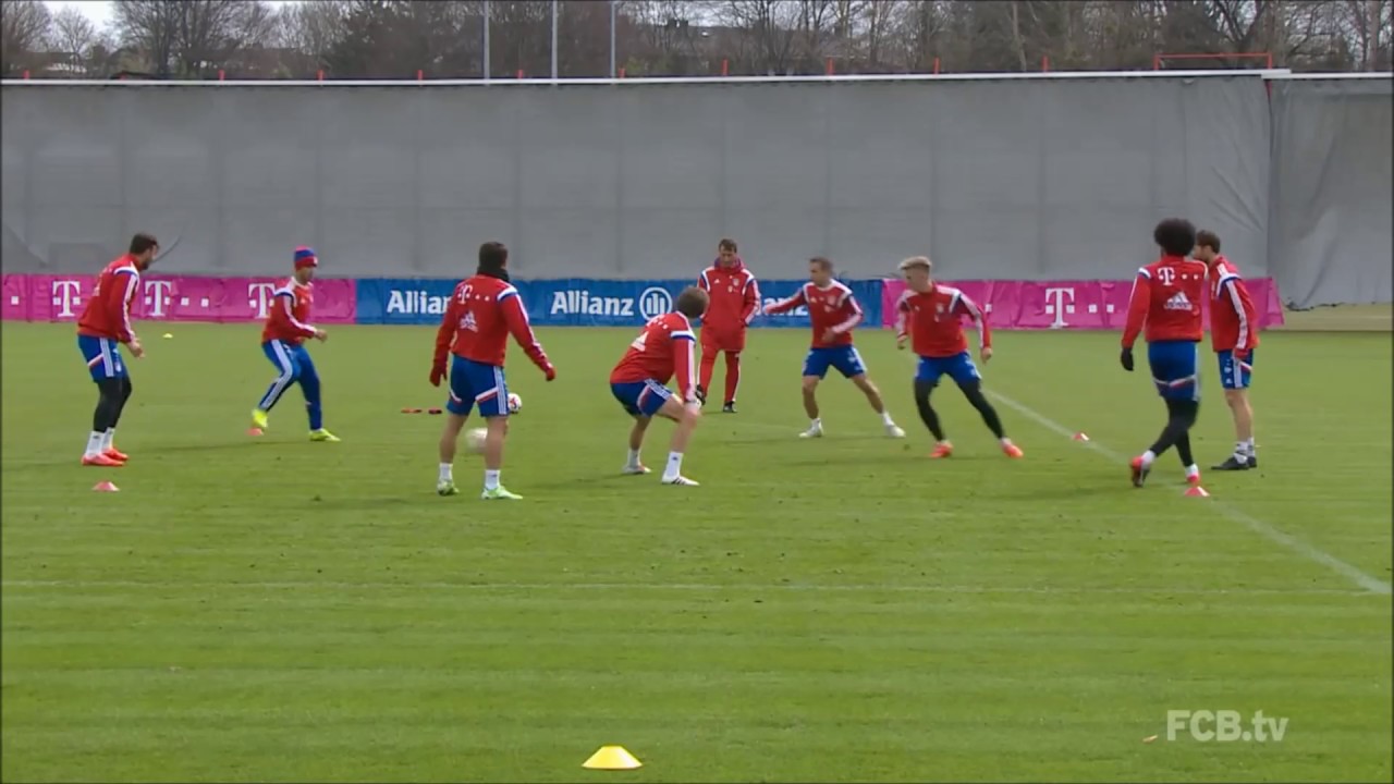 6v2 rondo - Bayern - YouTube