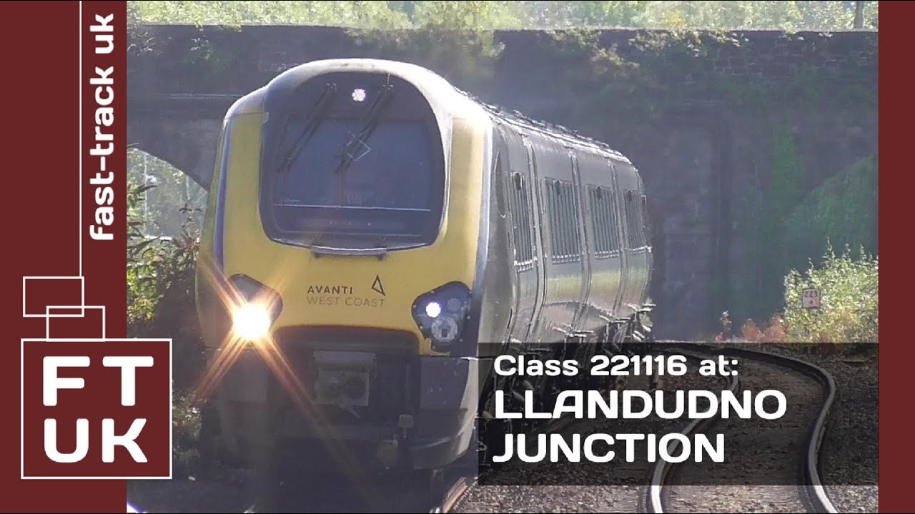 Class 221116 arriving at Llandudno Junction - 31/08/2022 - YouTube