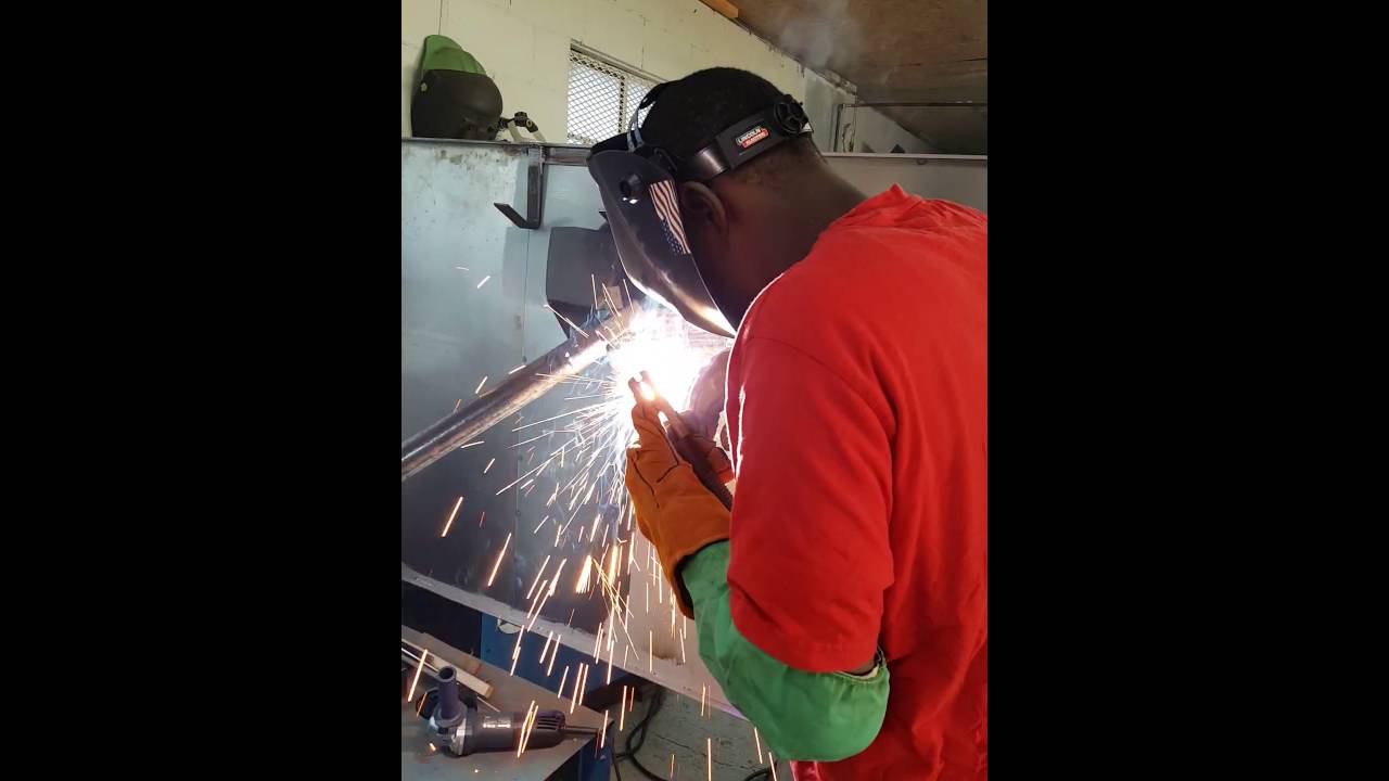 Plate Welding - YouTube