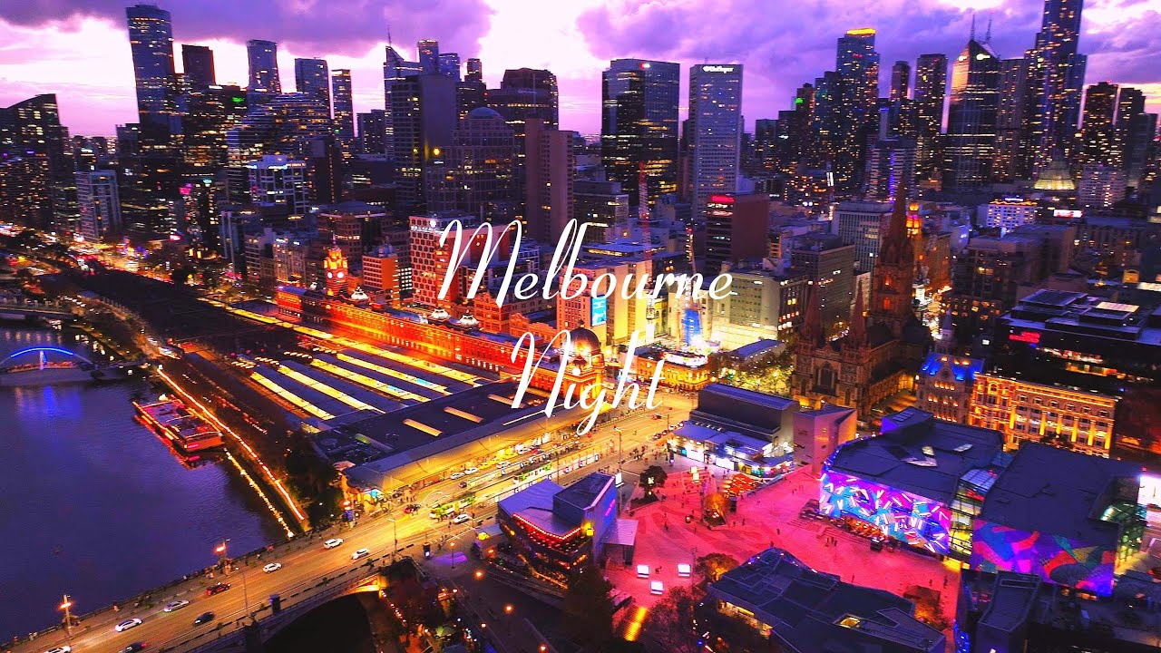 Twilight in Melbourne: Panoramic View of Melbourne City at Blue Hour ...