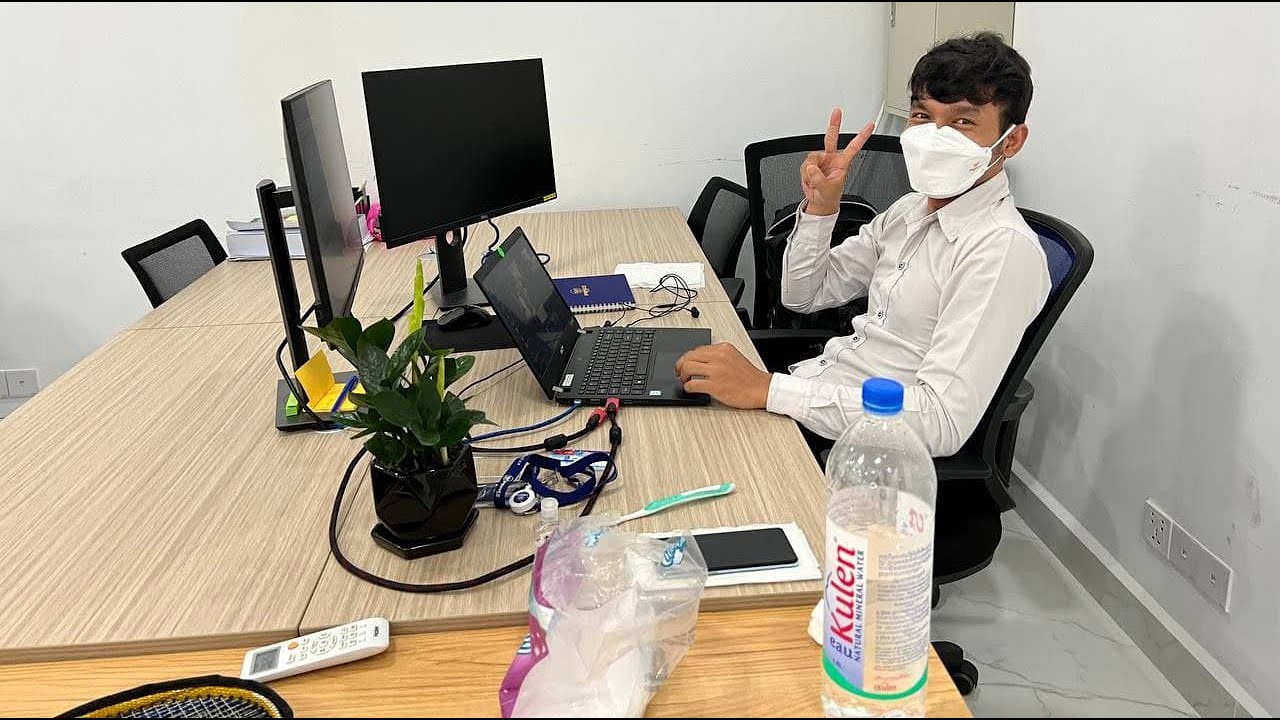 A day in the life of programmer in Bank - YouTube