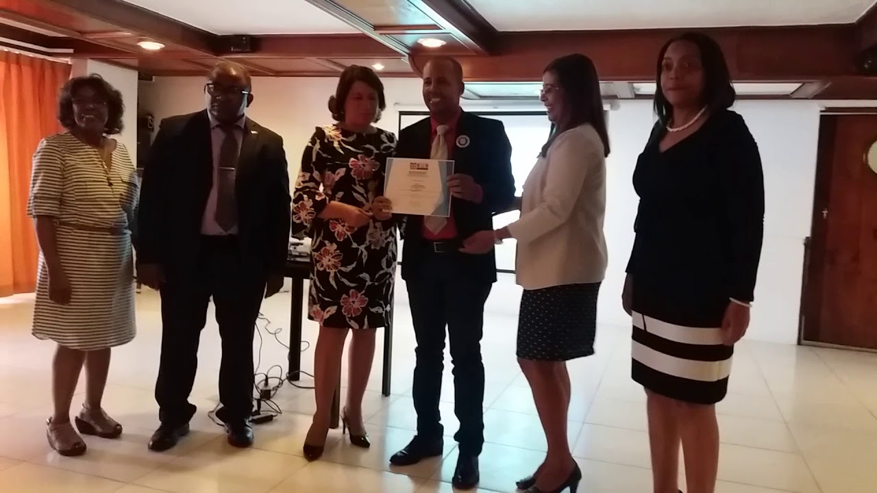 CARLOS ALMONTE: Reconocimiento a las buenas Practicas en Orientación y ...