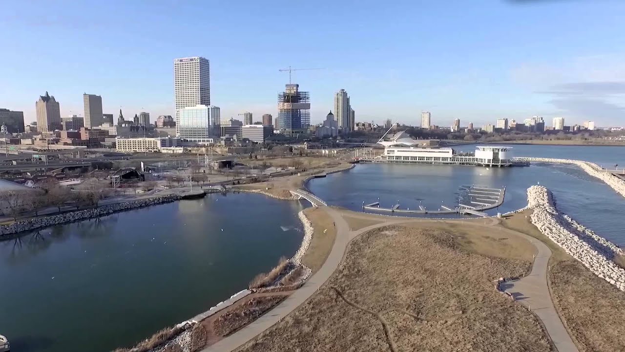 Milwaukee Lakefront - Feb 7, 2016 - YouTube