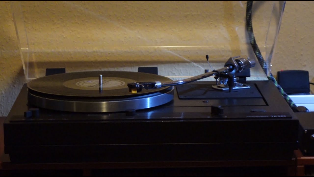 Thorens TD 520 Professional Turntable + SME 3012-R - Bryston BP26 ...