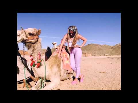 Очень красивая девушка  Very beautiful girl  Çox gözəl qız  Sehr schönes Mädchen