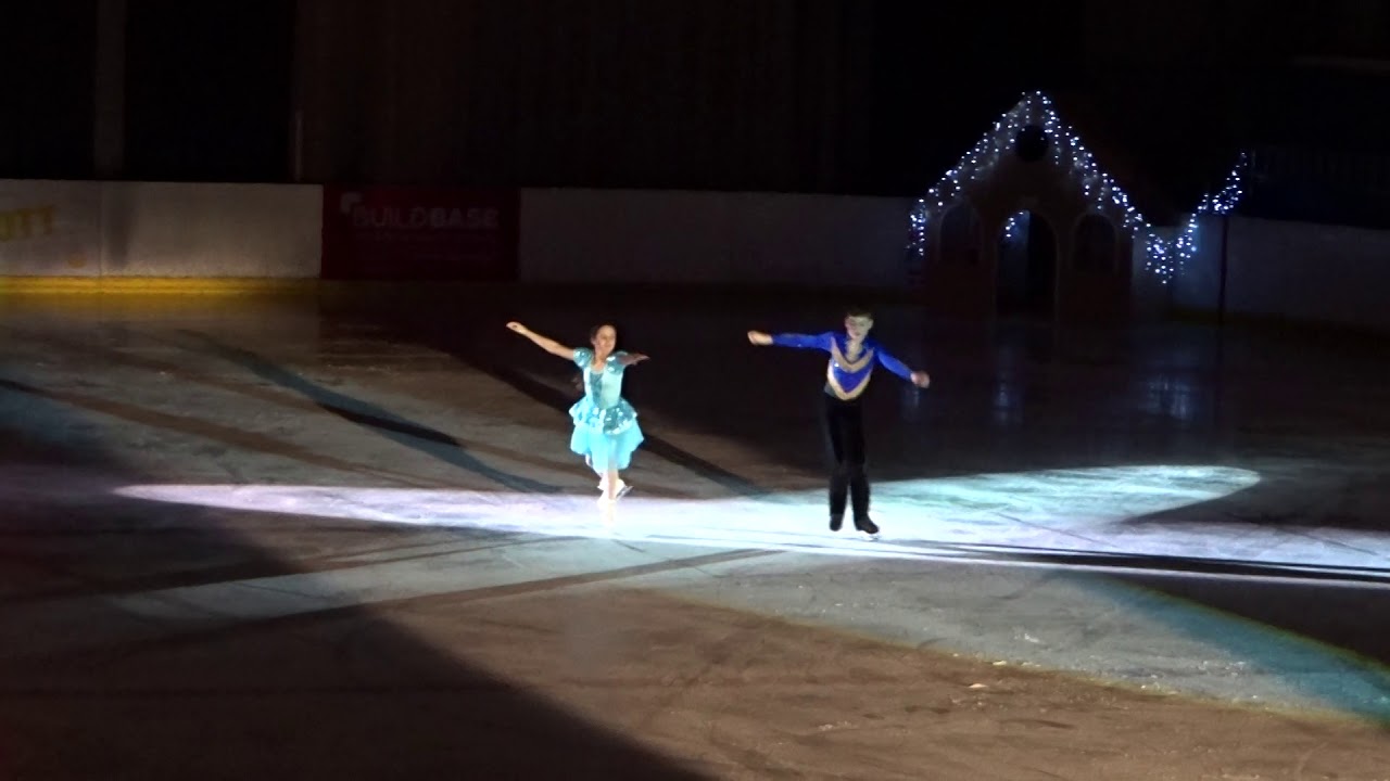 Jacob & Evie at the Oxford Ice Rink Winter Spectacular Show - YouTube