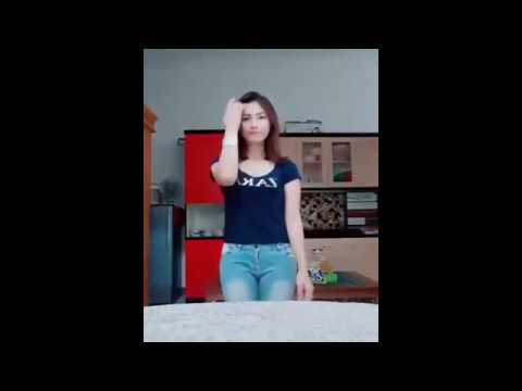 Tiktok goyang hot