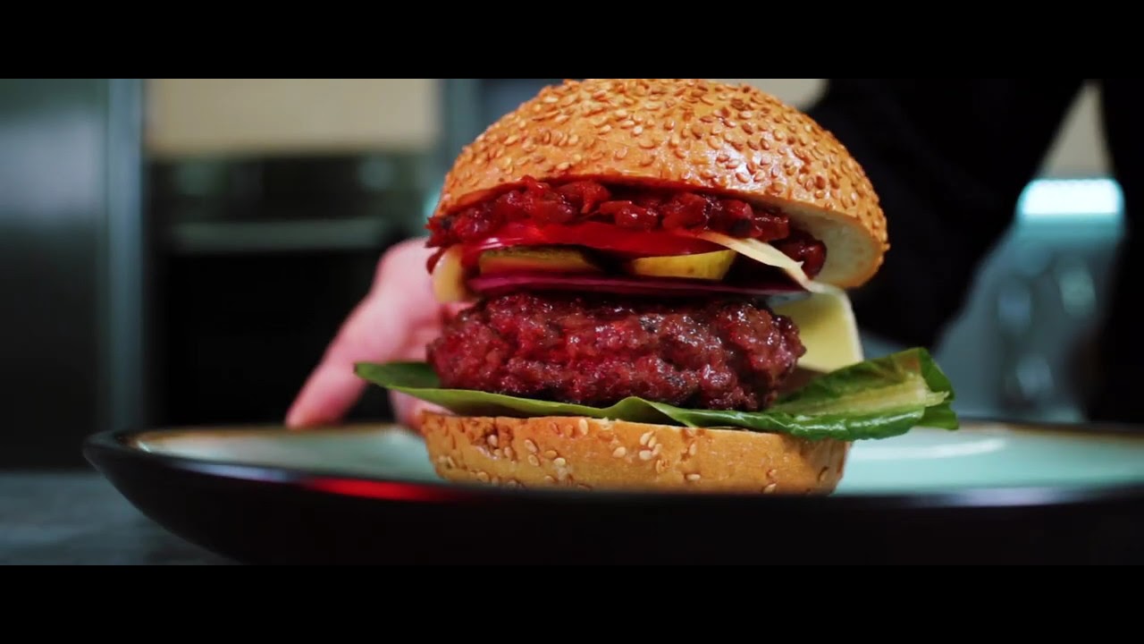 BURGER EPIC B-ROLL. Handheld of course. - YouTube