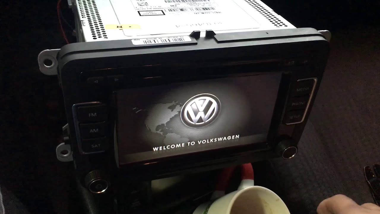 Volkswagen touch screen stereo 2006-2015 - YouTube