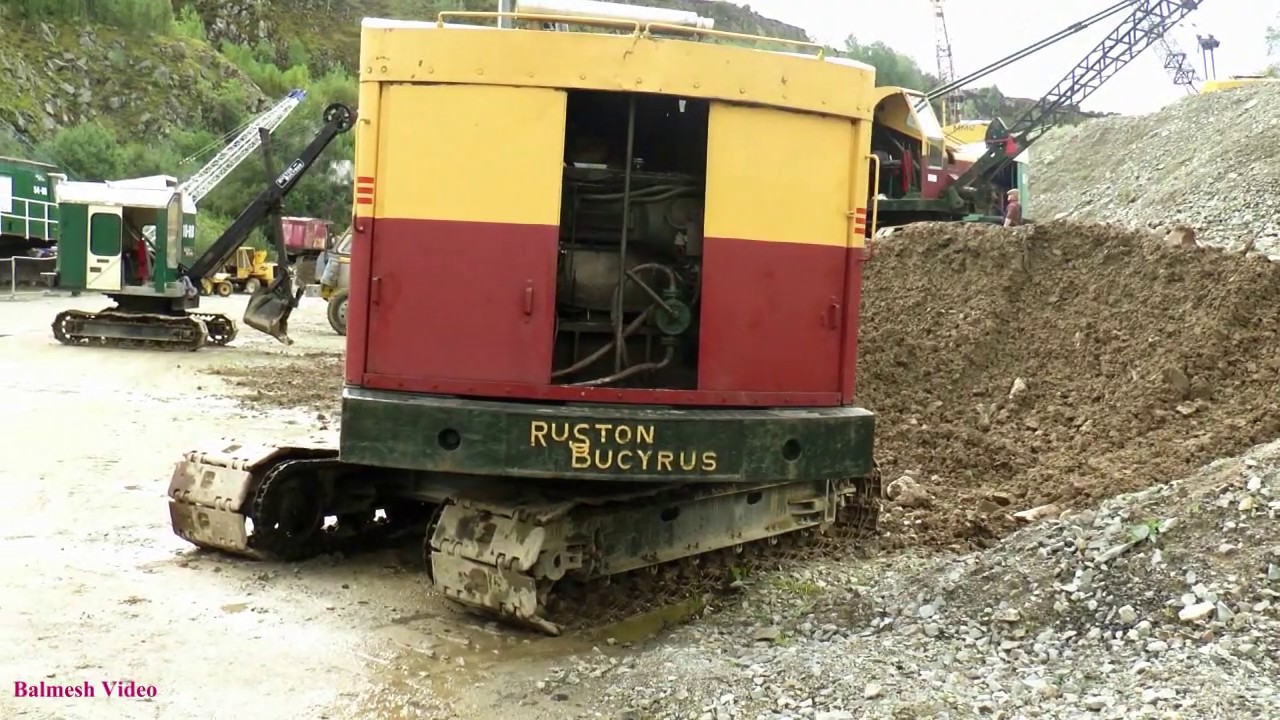 Vintage Excavators at Work. - YouTube