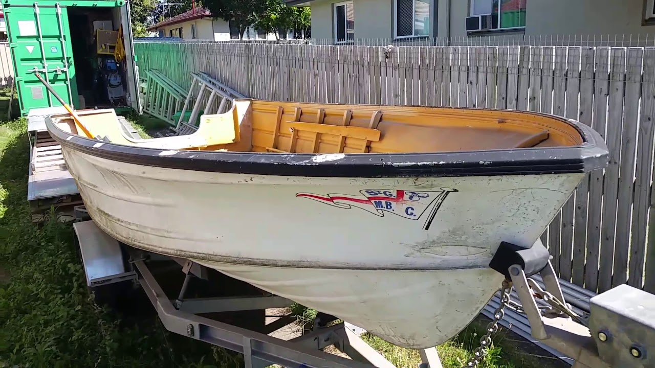 Quintrex refurbishment 1 - YouTube