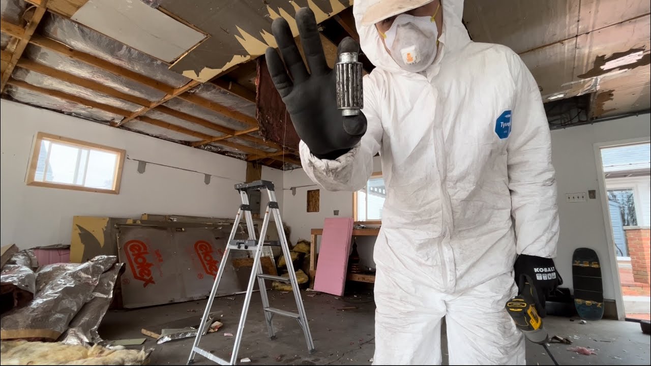 STUDIO BUILD! A crusty garage becomes my new Art den. - YouTube