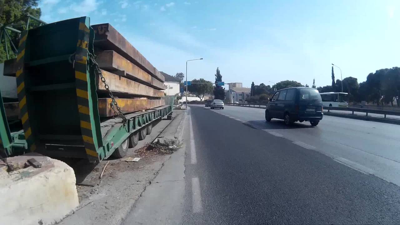 Marsa bridge and Addolorata junction traffic lights - YouTube