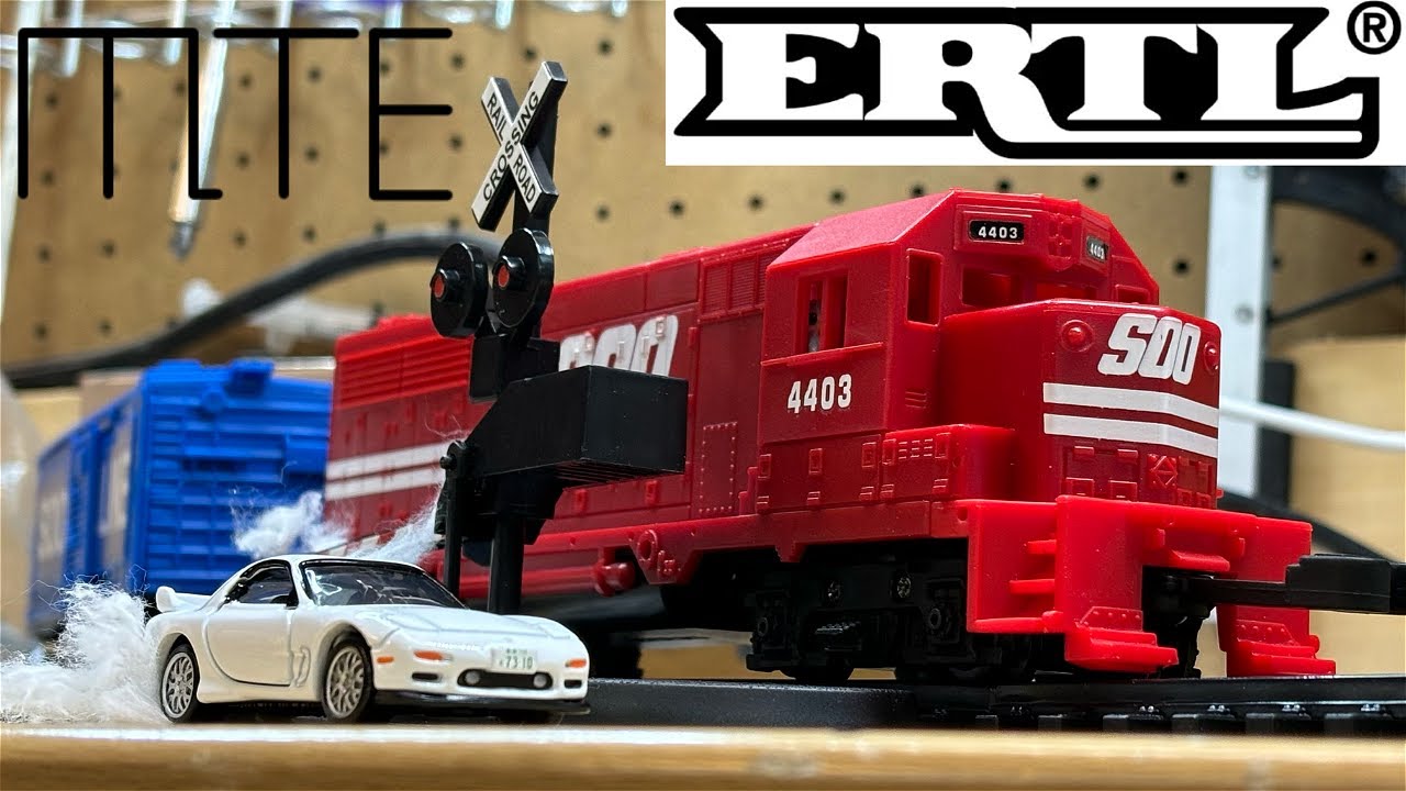 Ertl's Strange Farm Country Train - YouTube