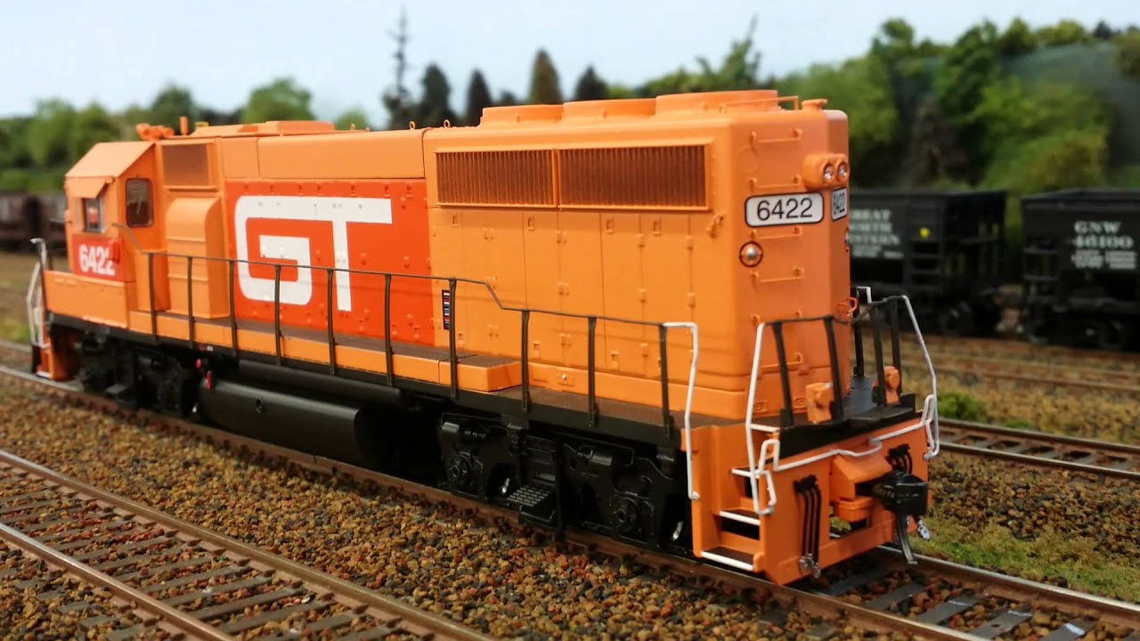 Athearn genesis GP40-2 review, GT patch - YouTube