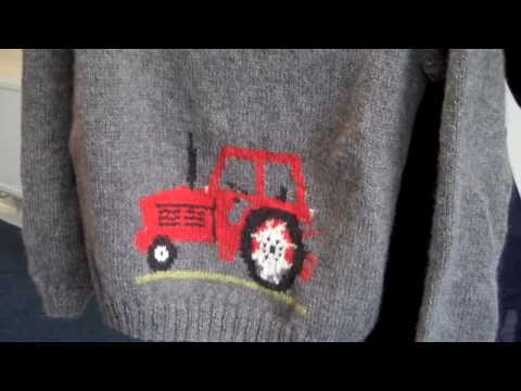 Farmers Weekly Tractor Jumper Competition - YouTube