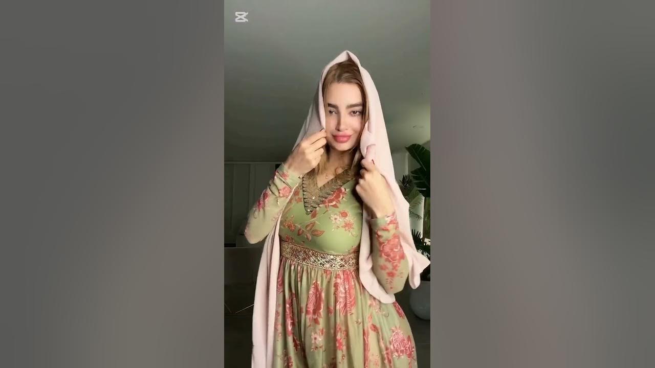 Laura Sahar hot 🥵 twerking compilation part 2 - YouTube