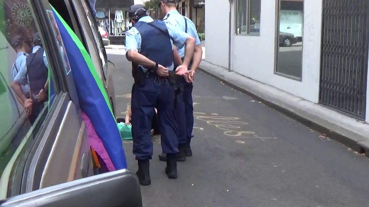 Police-gang-stalking-772 - YouTube