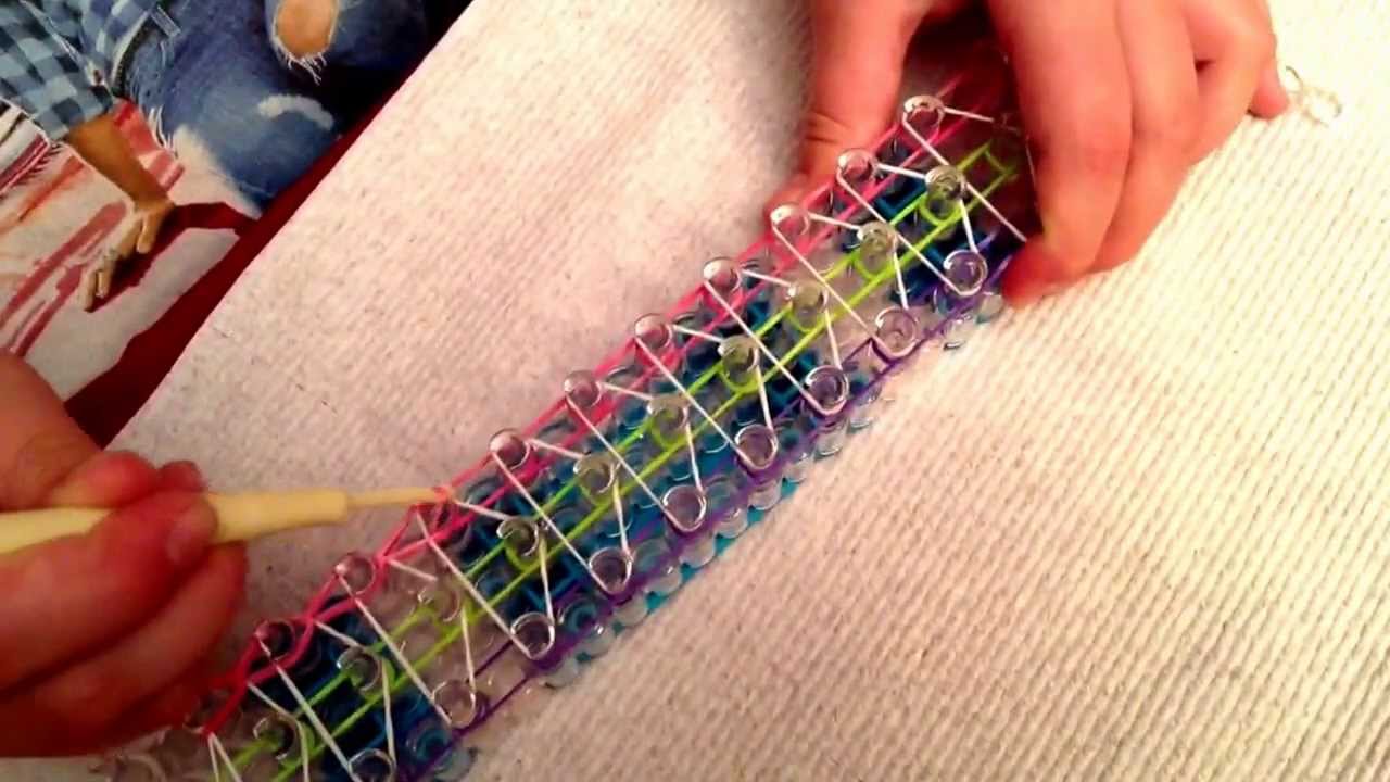 Rainbow loom triple single bracelet - YouTube