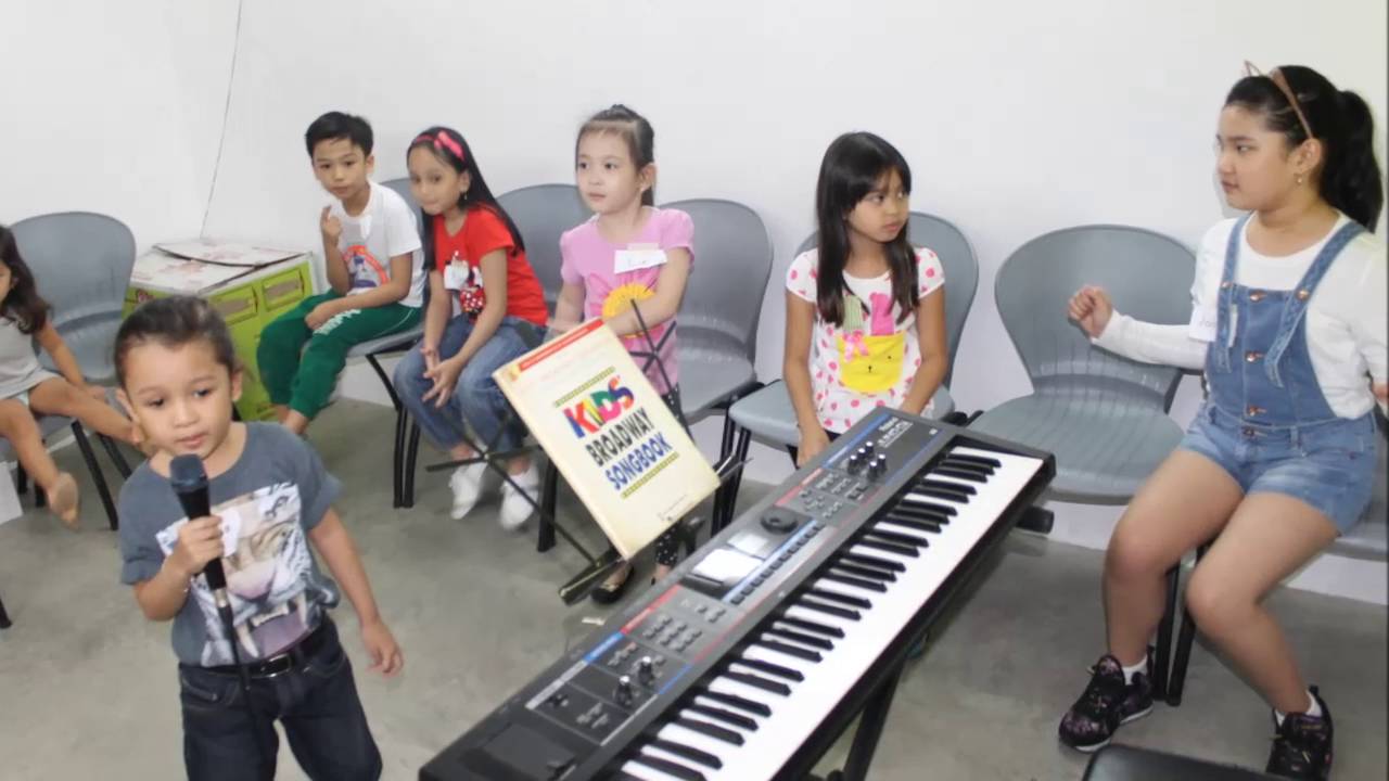 Performing Arts Kids B13 - Voice and Acting Class - YouTube