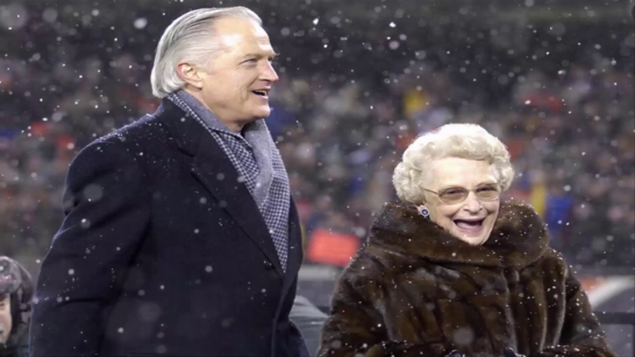 Former Bears chairman Michael McCaskey passes away at 76 - YouTube